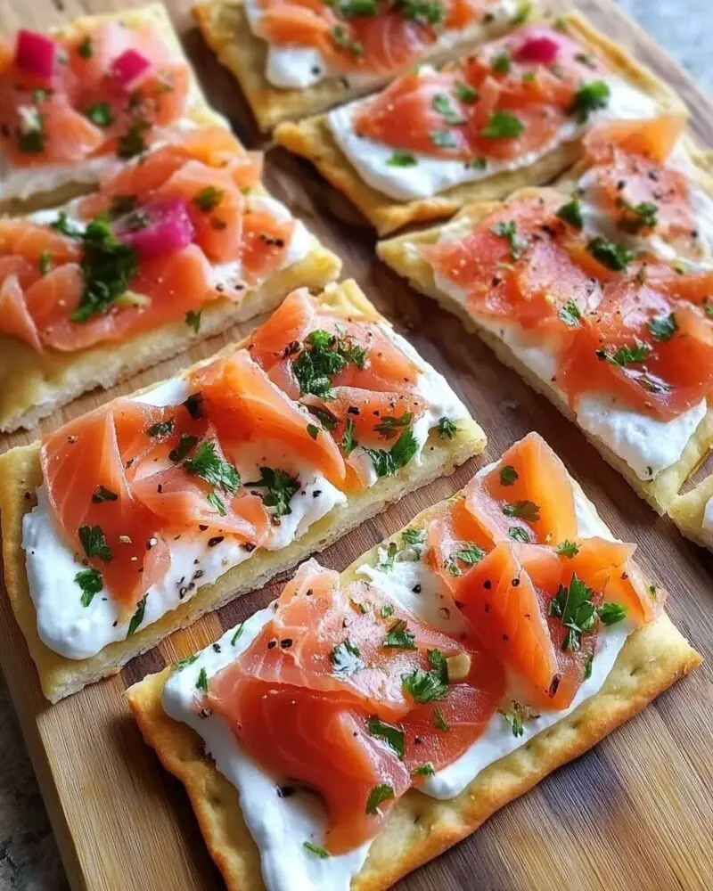 Smoked Salmon Flatbread - Sophia Recipes