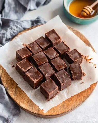 3-ingredient Healthy Fudge - Sophia Recipes
